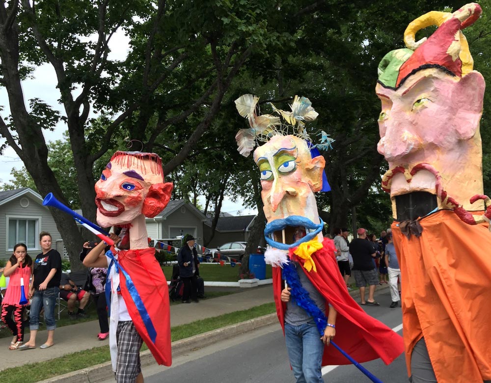Vivre le 15 août et le Grand Tintamarre à Caraquet | Béatrice